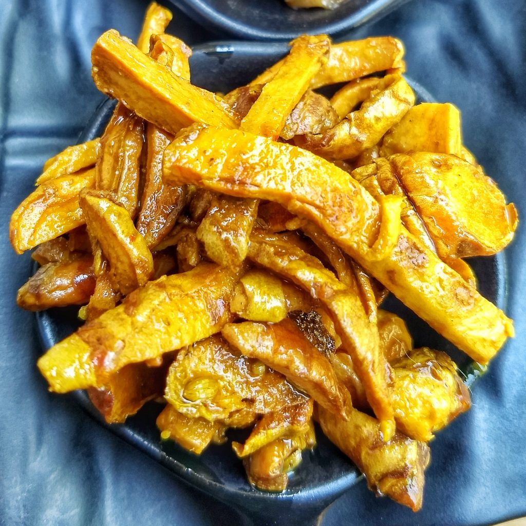 Himalayan Raw Turmeric Pickle - 400 gms - Masala Monk