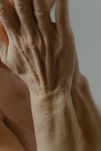 Challenges of Poor Circulation in Hands and Fingers - Masala Monk