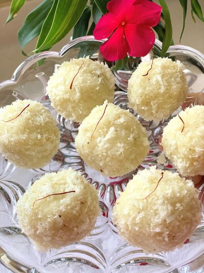 Homemade Traditional Coconut Ladoos- Make the juiciest ladoos with this ...