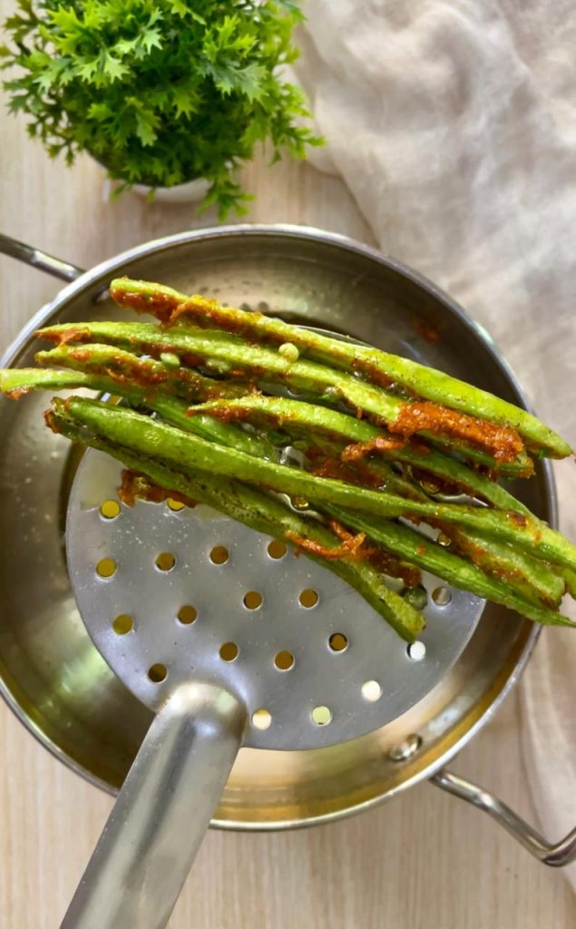 Crispy Cluster Beans (Gawar Phali ) Recipe - Masala Monk