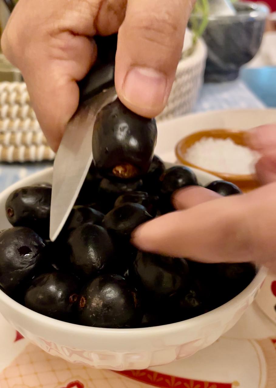 Embrace the Monsoon with Jamun Delights: A Recipe for Spicy Jamun ...